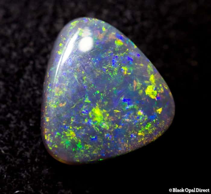 0.87 ct triangle shaped opal double sided 8x7x2mm