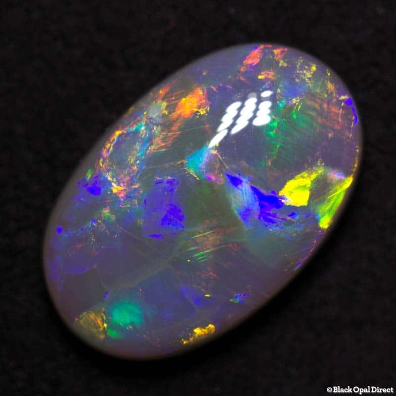 4.30 ct semi black opal 14,5x9x4mm