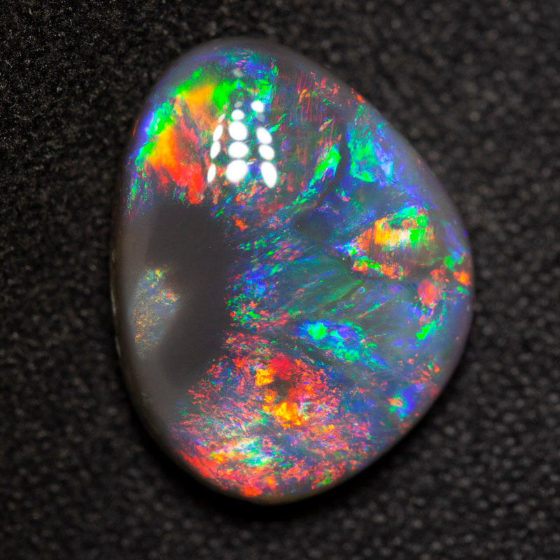 4.22 ct gem dark opal 13.8x10.7x4.9mm