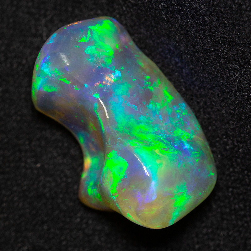 8.73 ct Crystal Opal Carving | Black Opal Direct