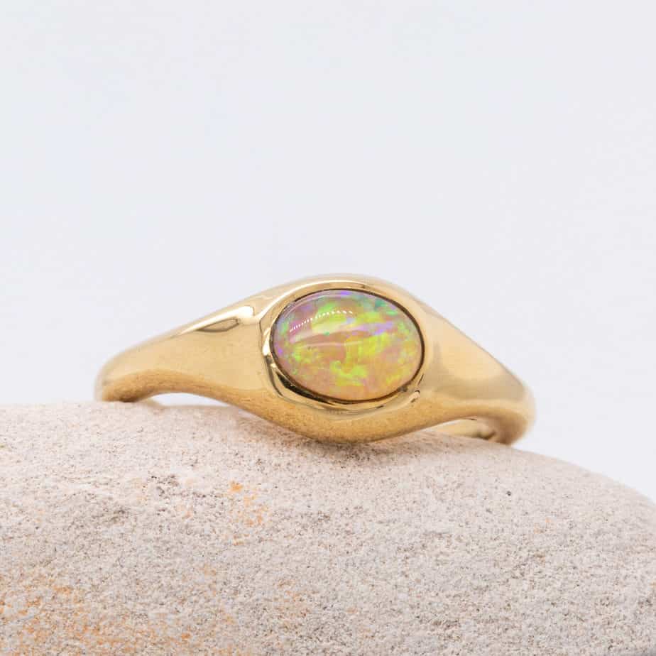 Stephanie Ring Gold 0.77ct Dark Opal